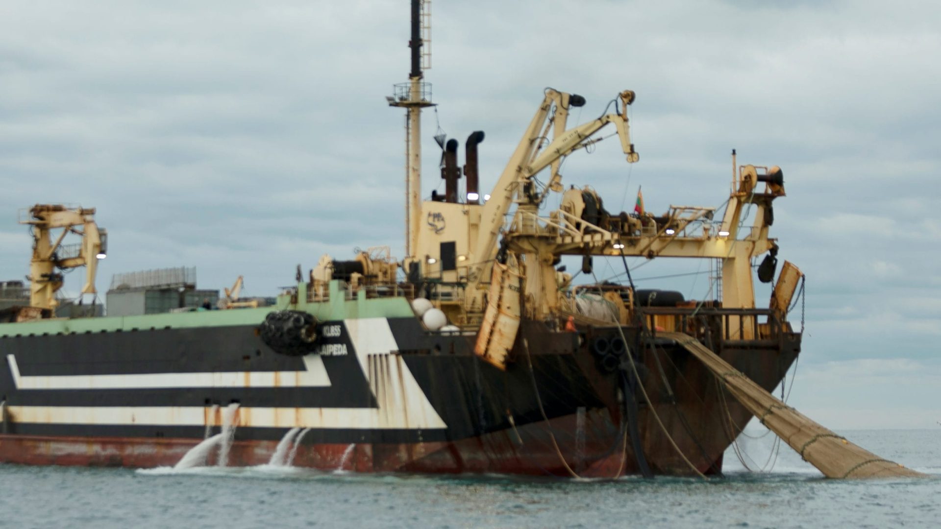 Supertrawlers seen fishing in UK Special Area of Conservation ...