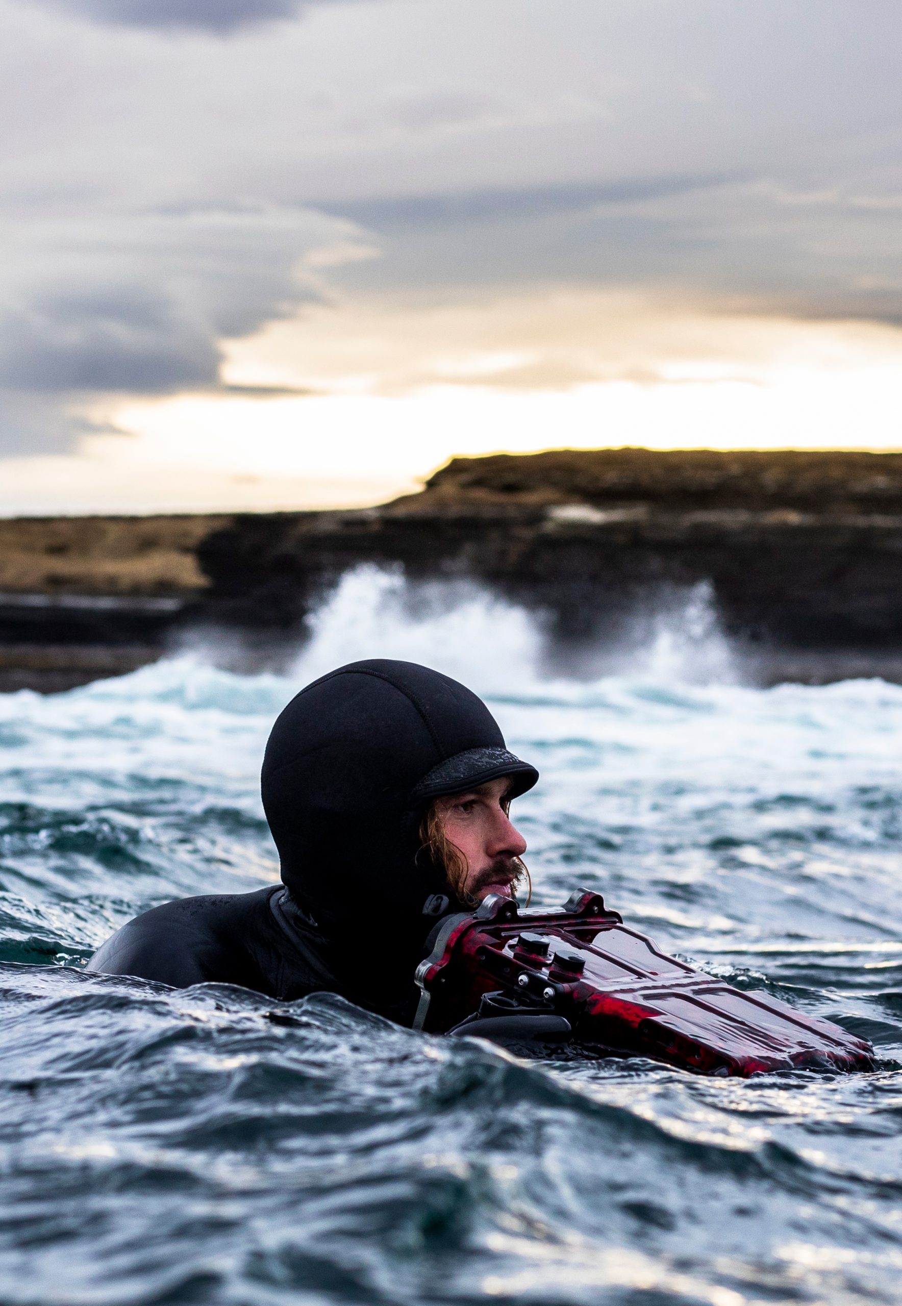 A corner of the Earth: Extreme surfing in Iceland - Oceanographic