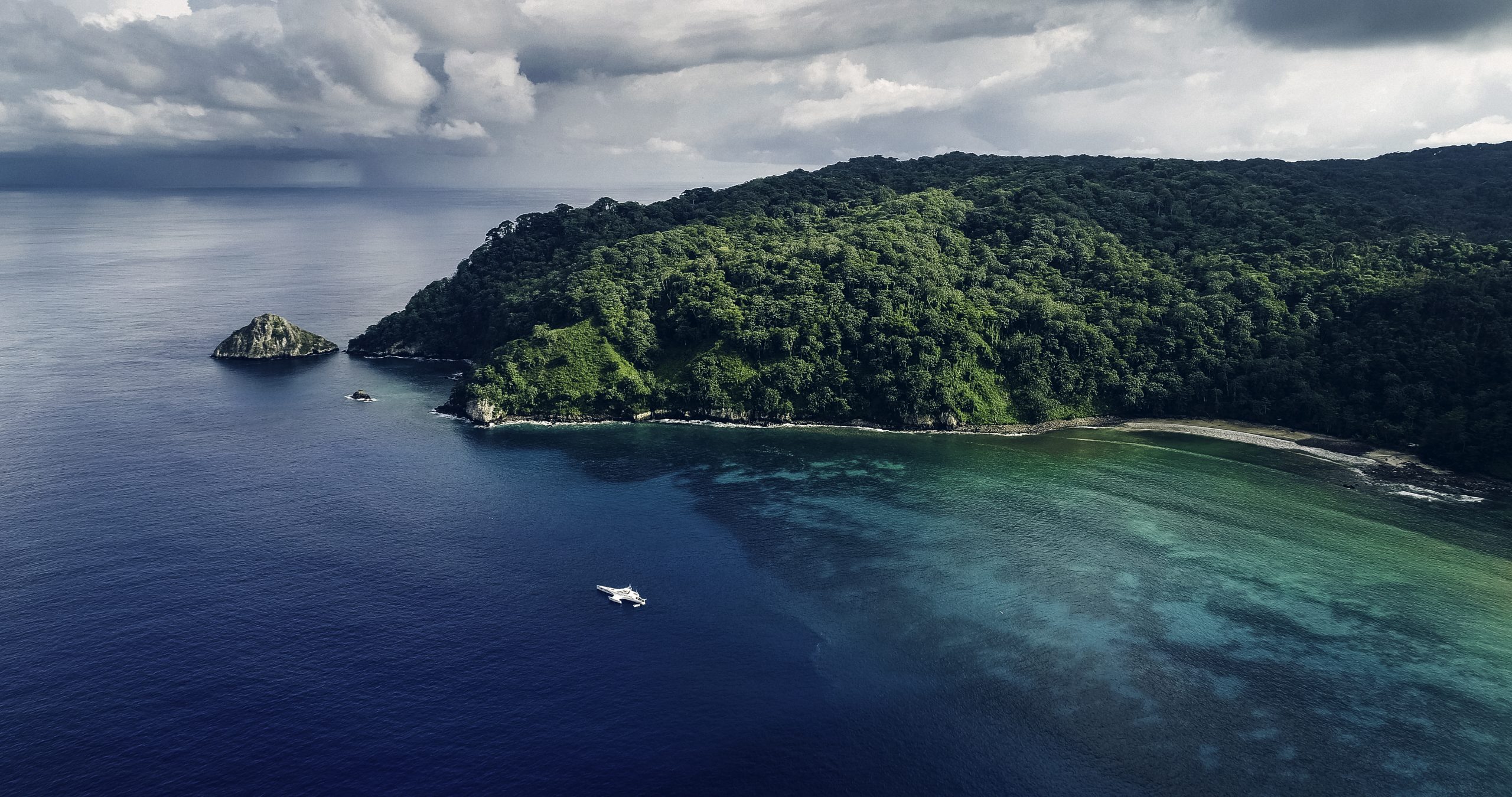 The rangers of Cocos Island - Oceanographic