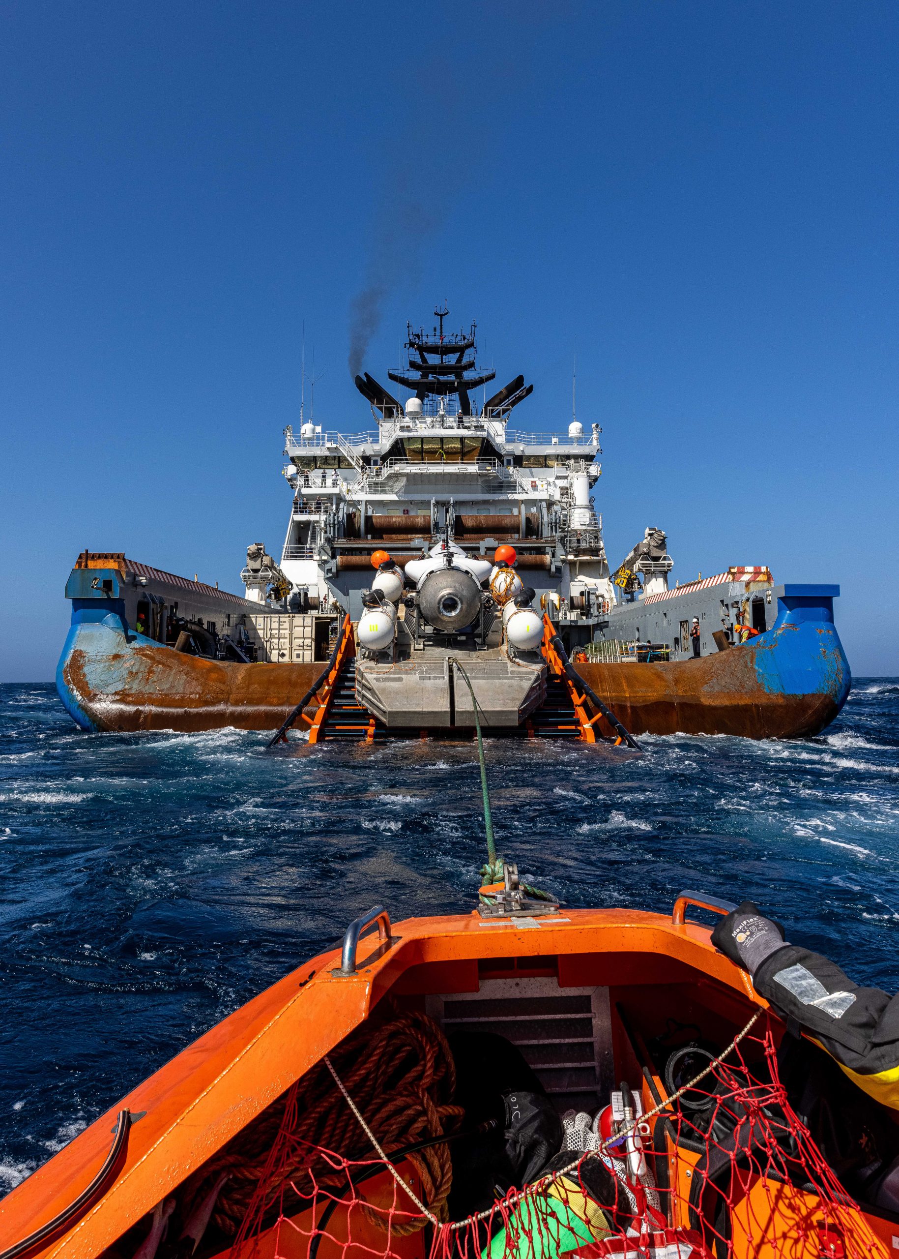 Titan meets Titanic - Oceanographic