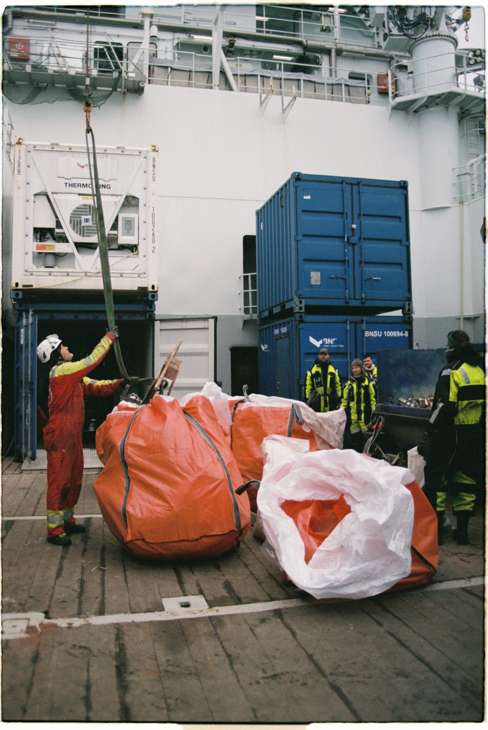 Battling ocean waste on Svalbard - Oceanographic