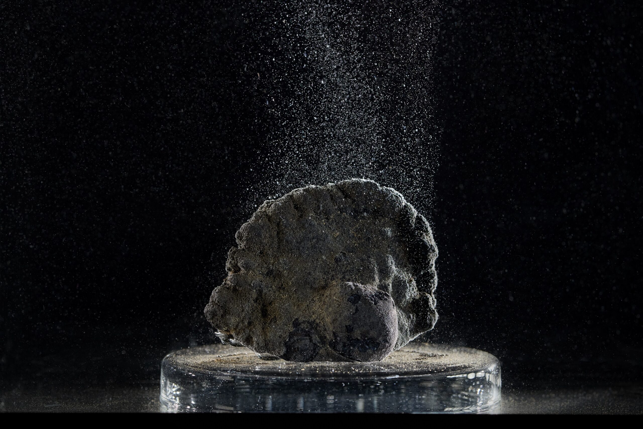 Deep sea's 'Dark Oxygen' is "most profound discovery of our time ...