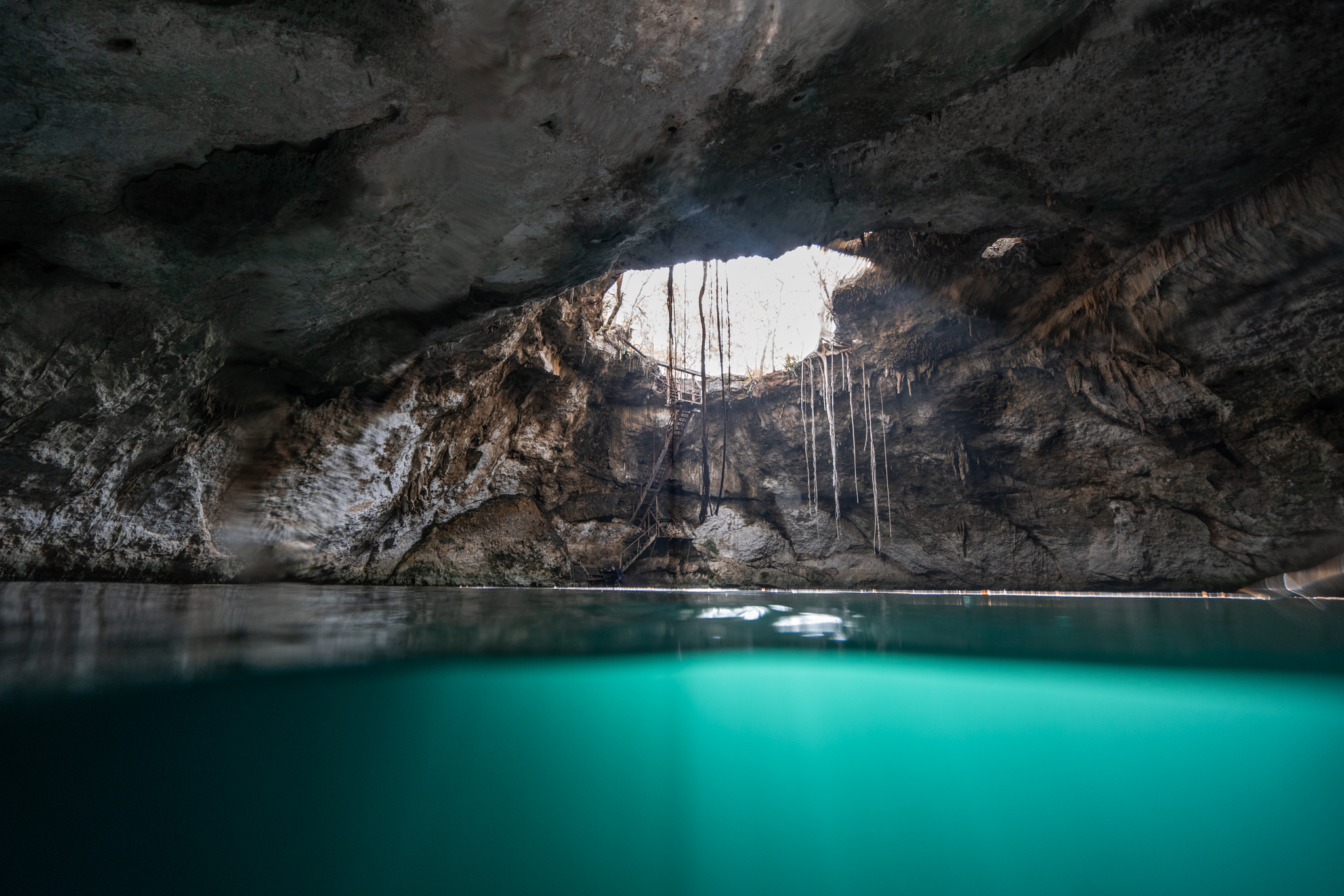 The ring of cenotes