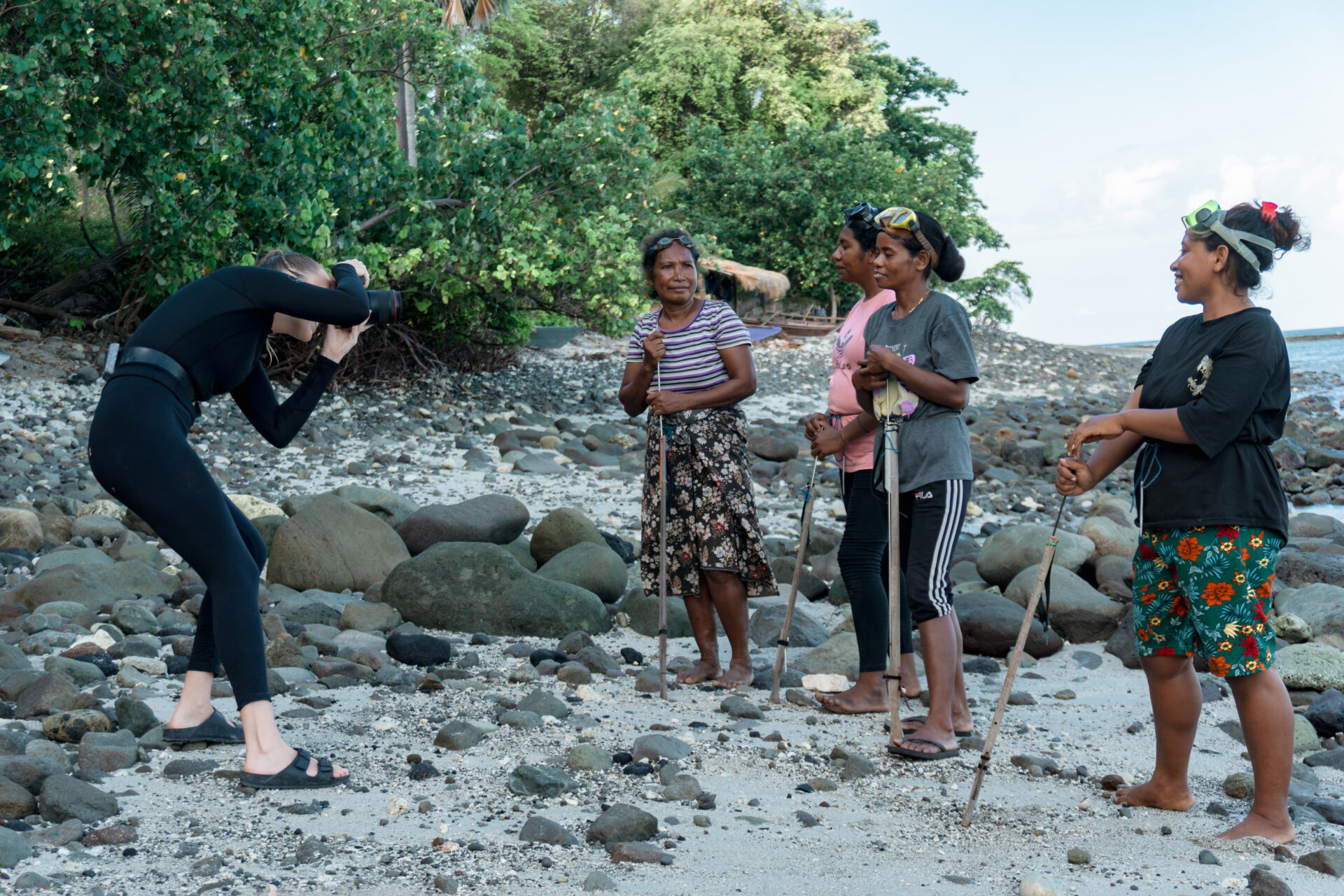 Spearguns, sarongs and subsistence in Timor Leste - Oceanographic